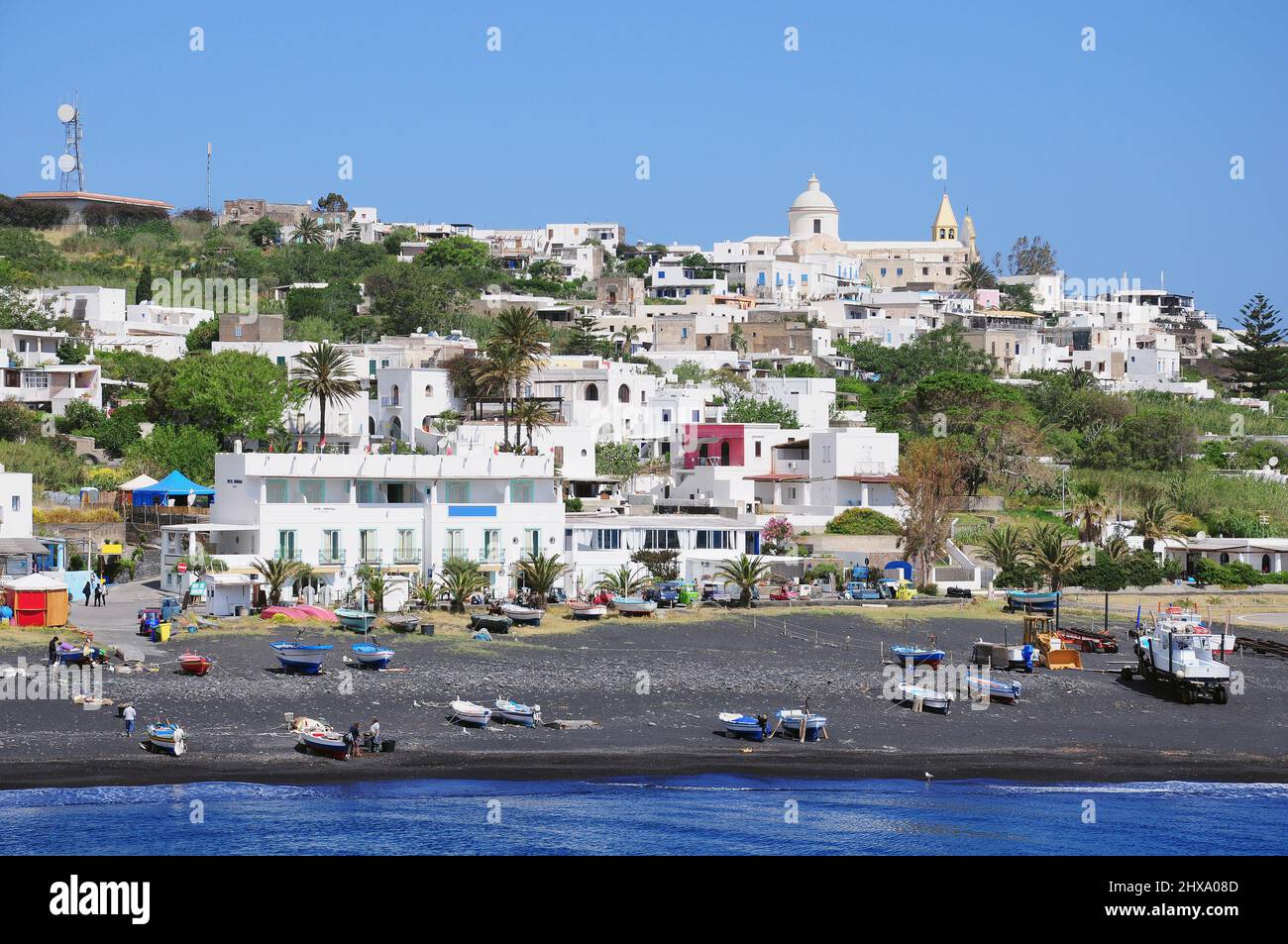 View of the village. Stromboli island. Italy Stock Photo - Alamy
