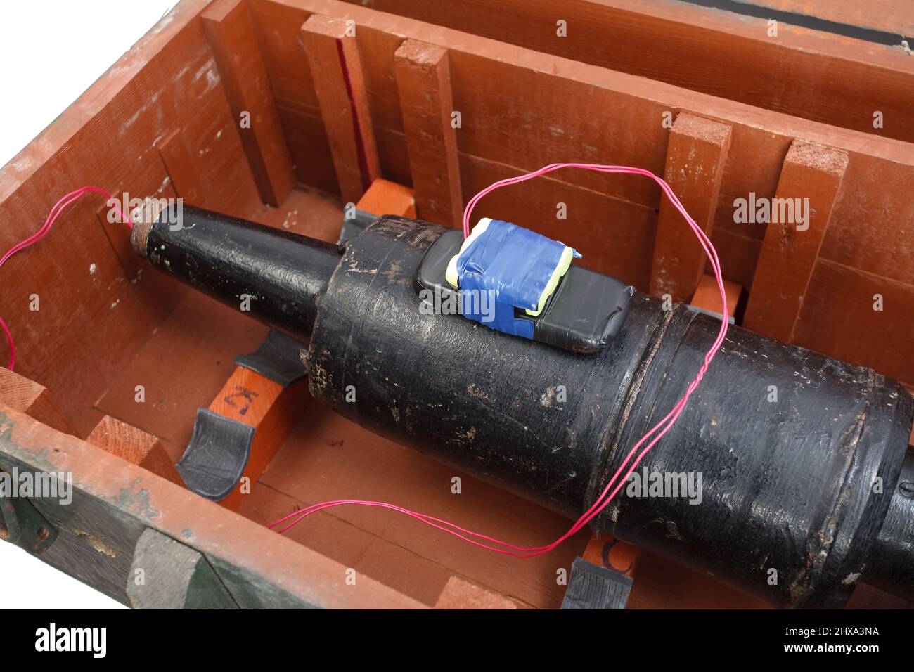 IED (improvised explosive device) with 125mm USSR Tank HEAT Projectile ...