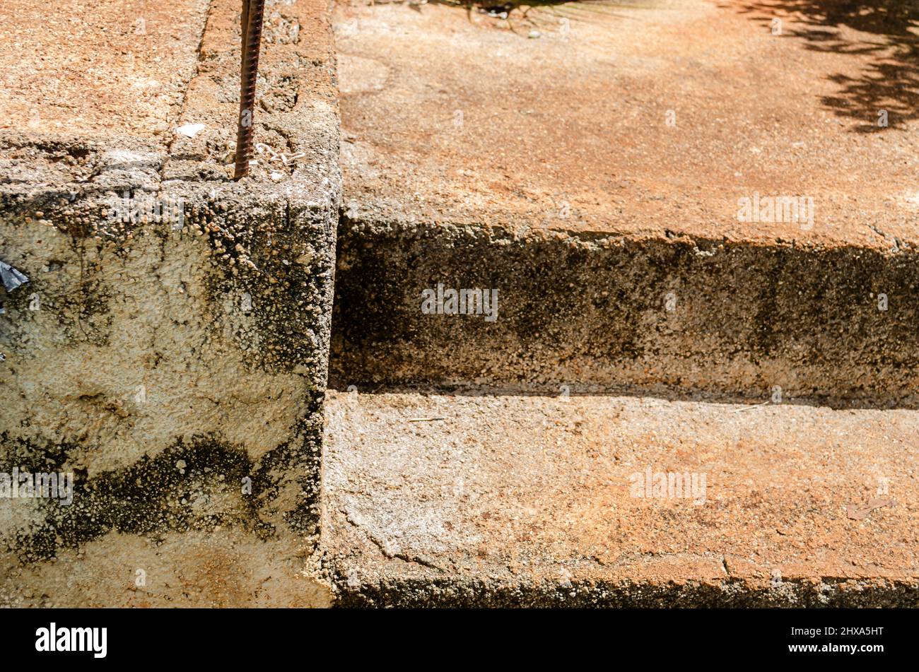 Concrete step hi-res stock photography and images - Alamy