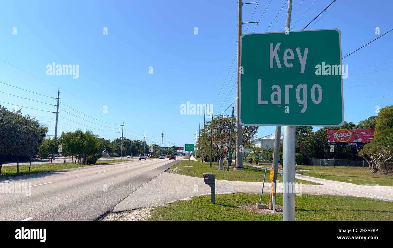 Key Largo sign on the Florida Keys - ISLAMORADA, UNITED STATES ...