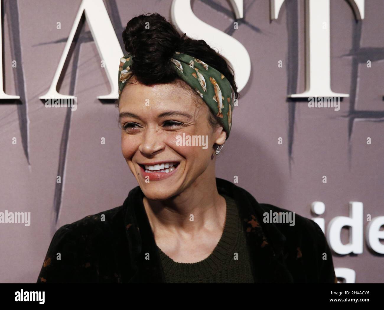 New York, USA. 10th Mar, 2022. Amber Gray arrives on the red carpet at ...