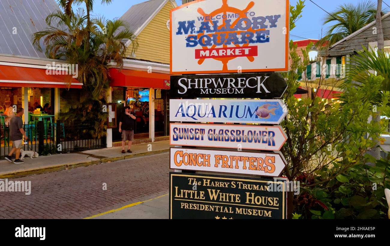 Mallory square sign key west hi-res stock photography and images - Alamy