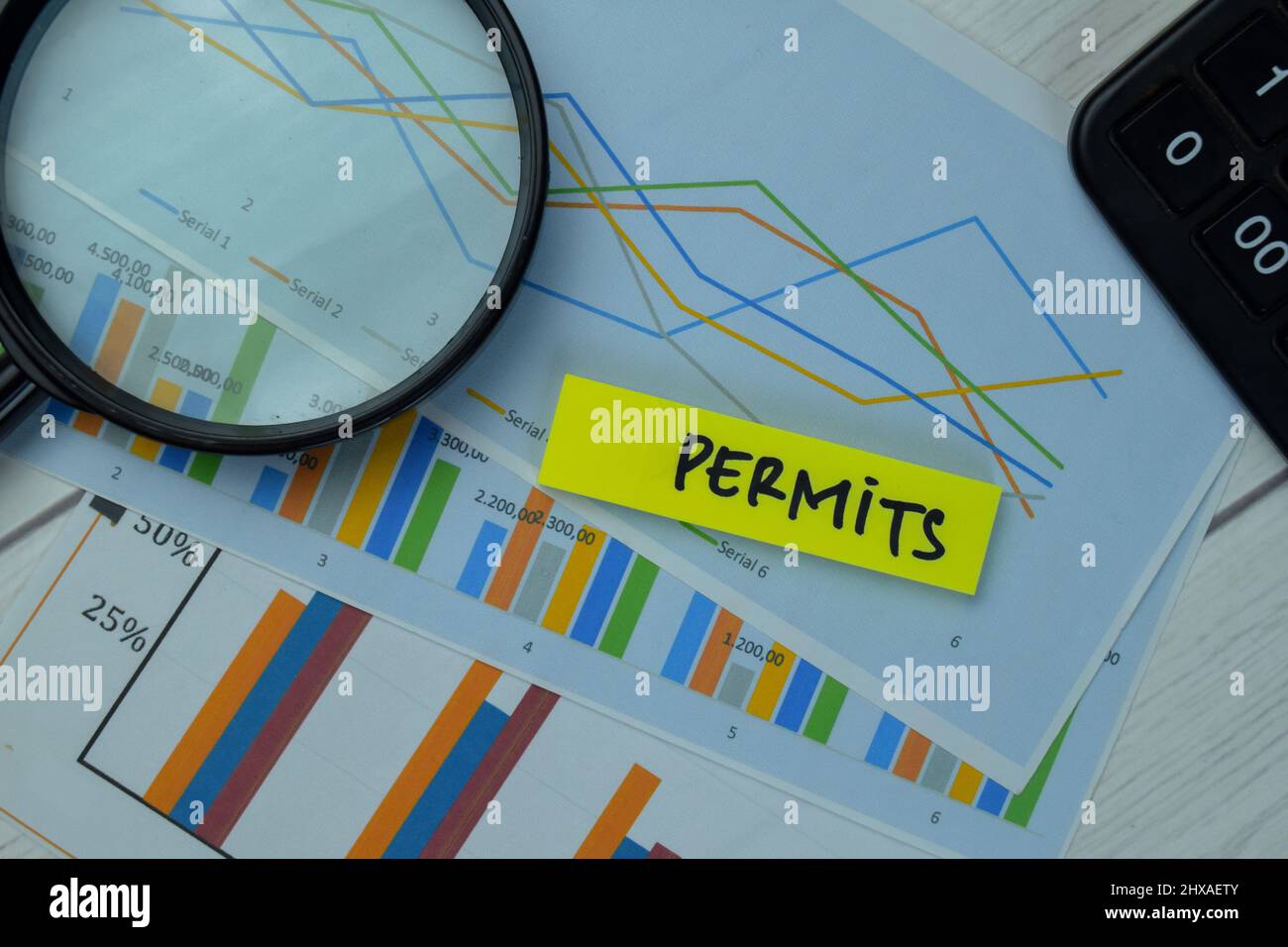 Sticky note sign here form hi-res stock photography and images - Alamy