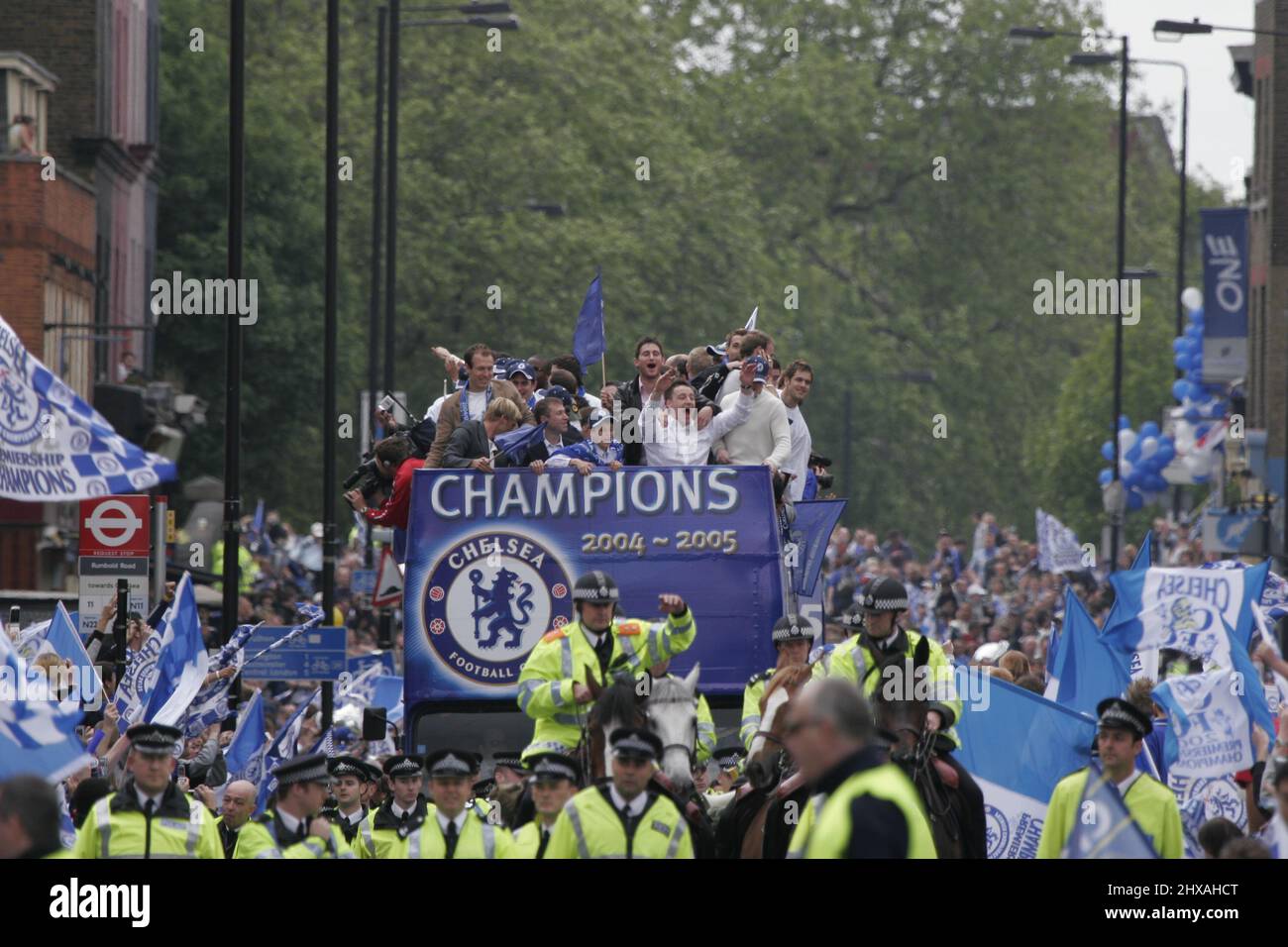 Chelsea Football Club players and Russian owner Roman Abramovich parade ...