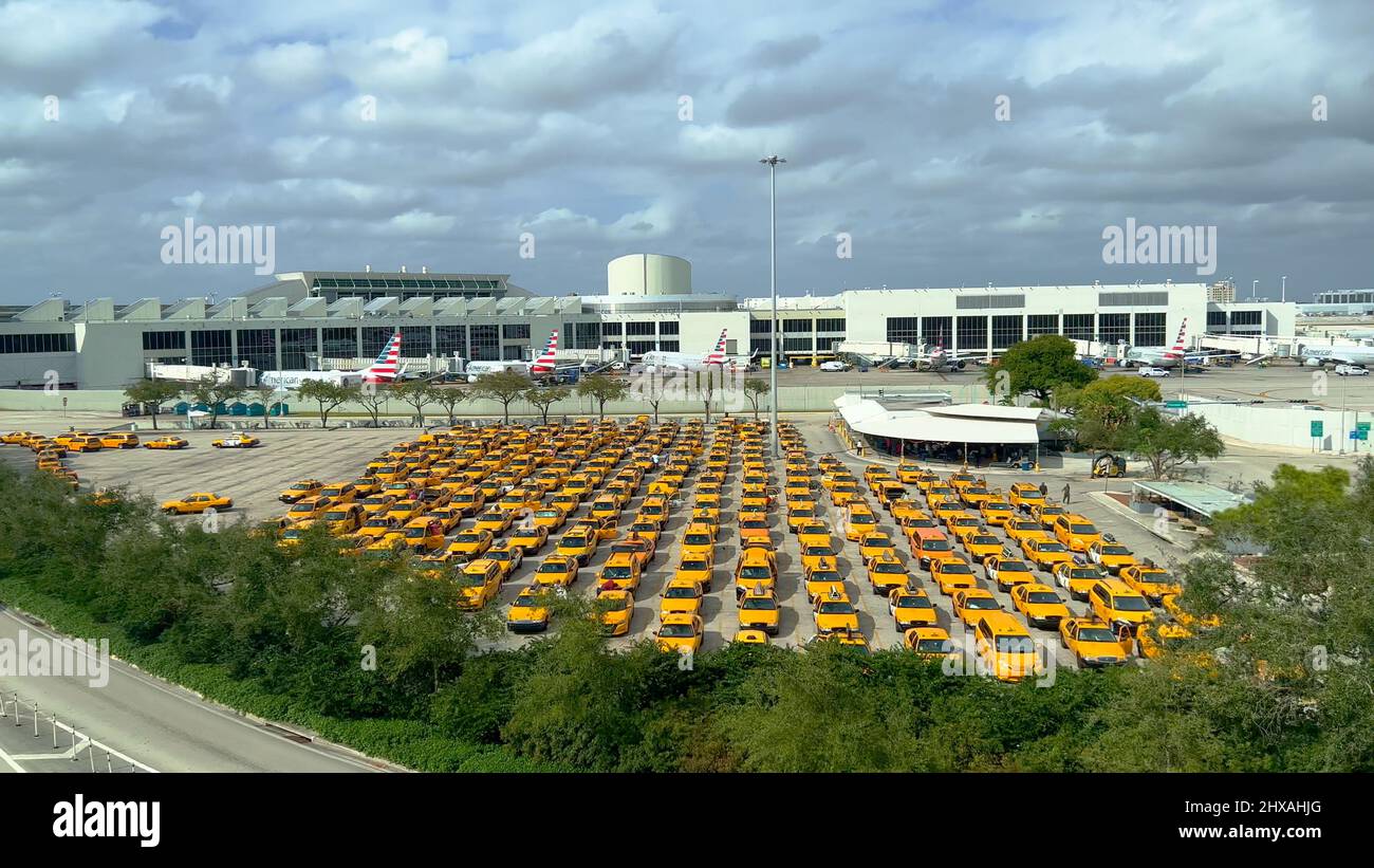 Miami florida international airport mia gate hi-res stock photography ...