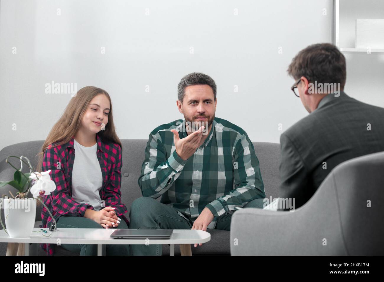 Professional advice, kids help and support. Psychology therapy, family mental health. father and ...