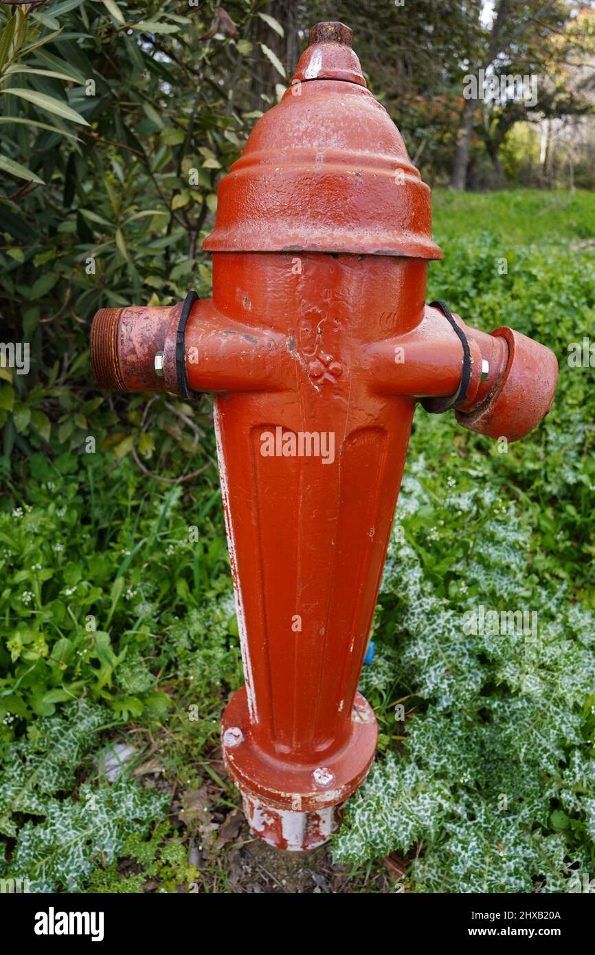 Fireman hydrant water hi-res stock photography and images - Alamy