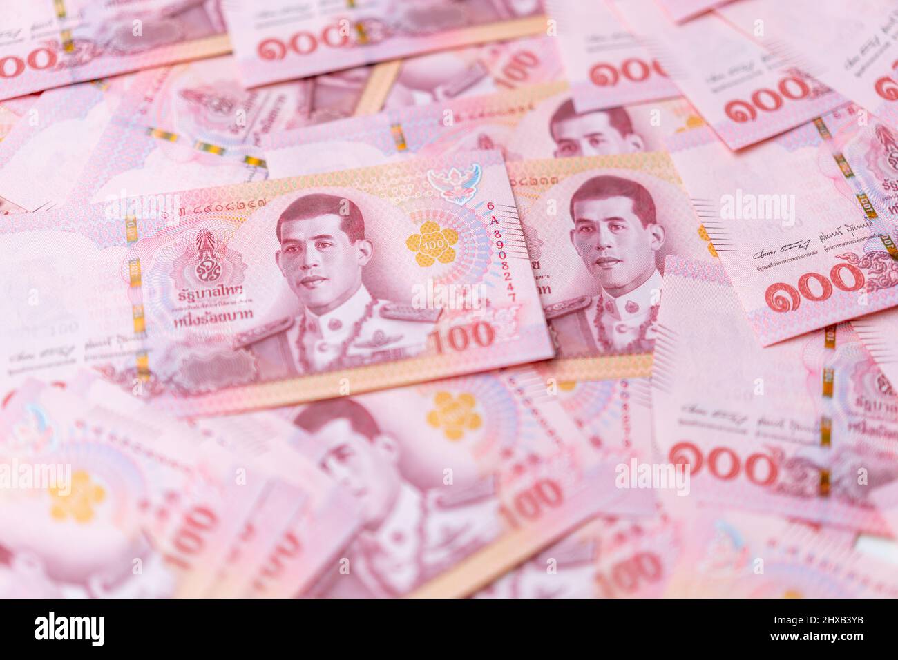 Banknotes of the Thailand 100 Baht (new design issued in 2018 Stock ...