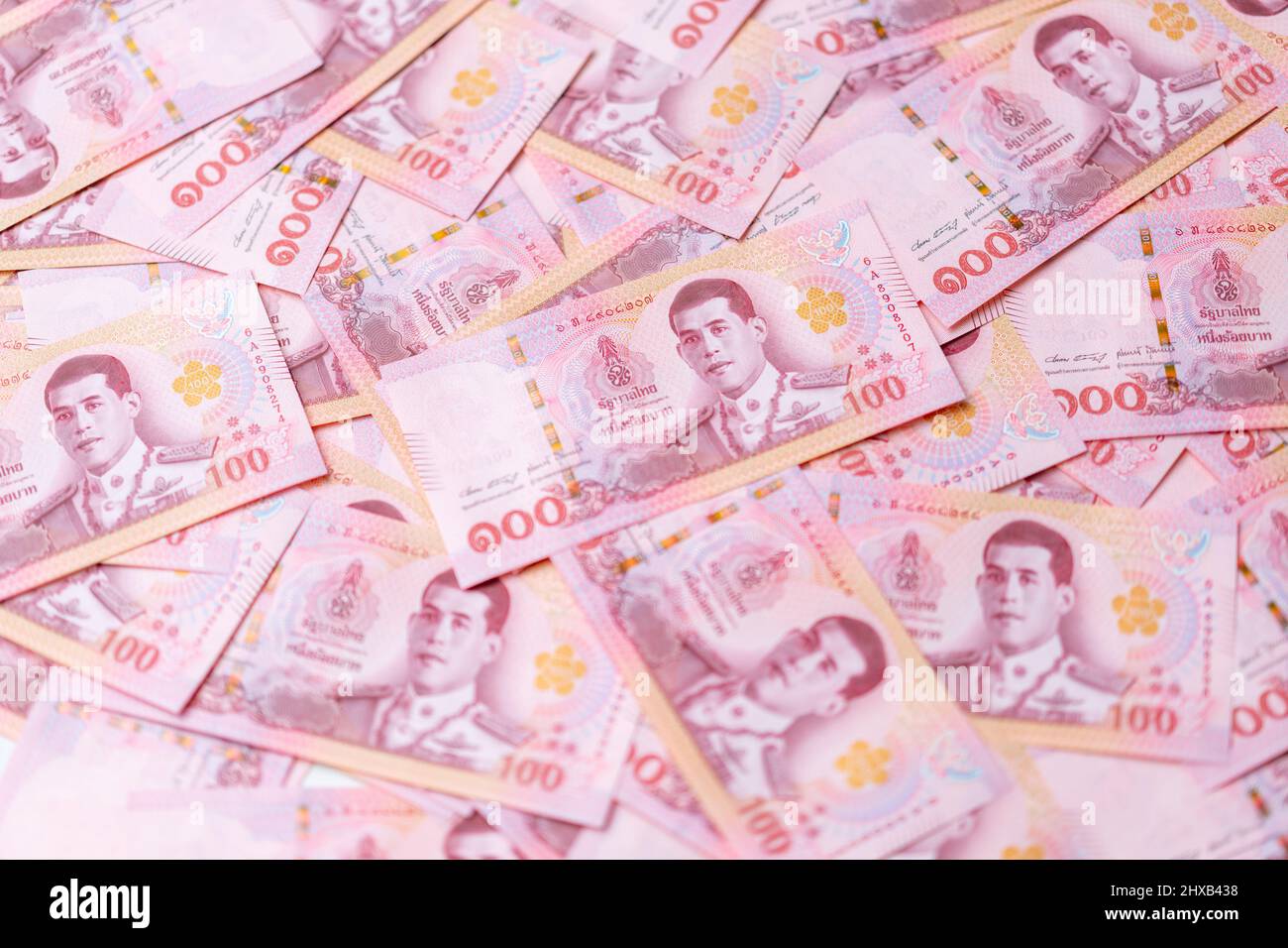 Banknotes of the Thailand 100 Baht (new design issued in 2018 Stock ...