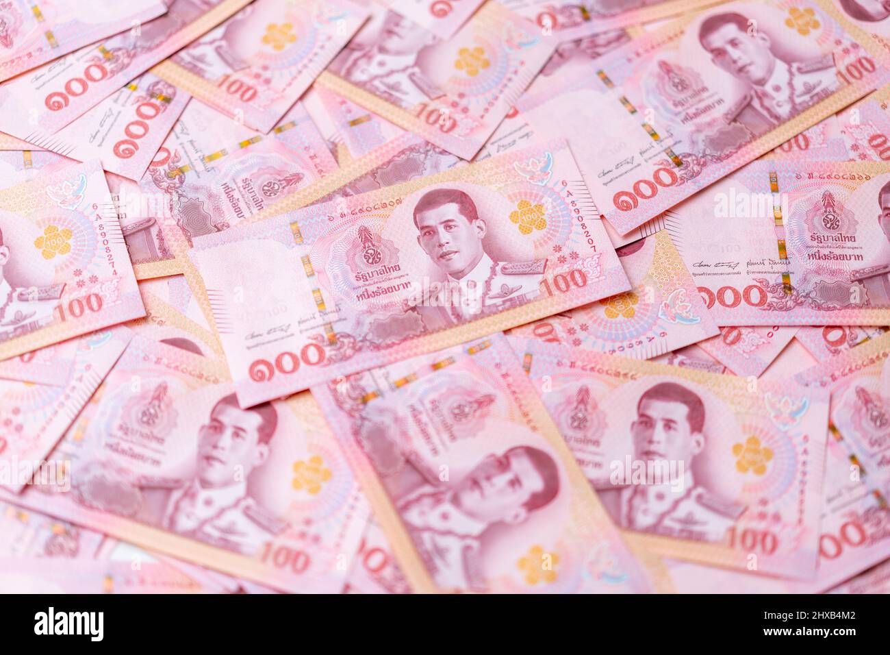 Banknotes of the Thailand 100 Baht (new design issued in 2018 Stock ...