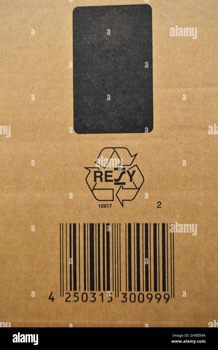 Recycle symbol printed paper hi-res stock photography and images - Alamy