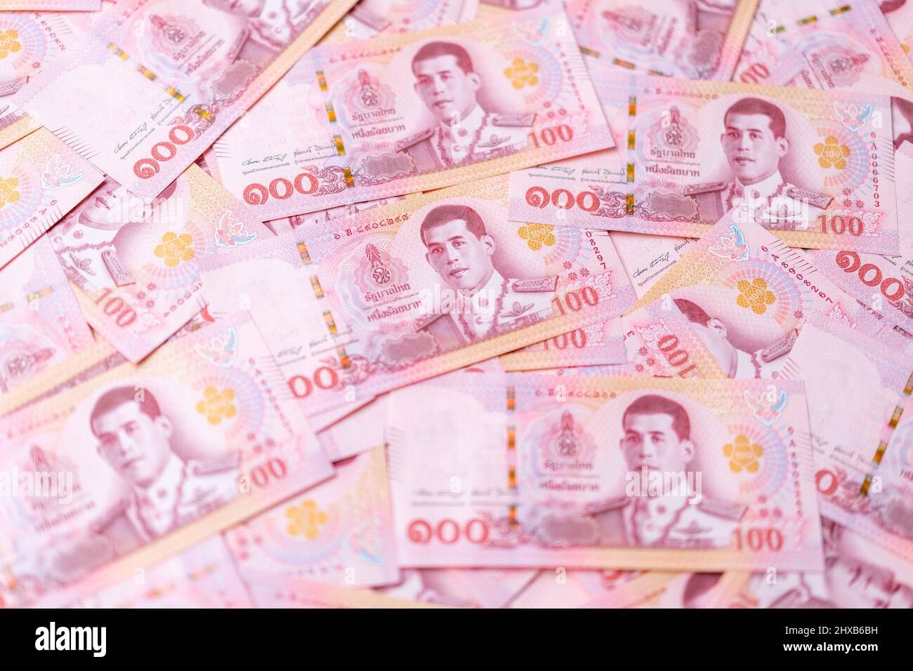Banknotes of the Thailand 100 Baht (new design issued in 2018 Stock ...