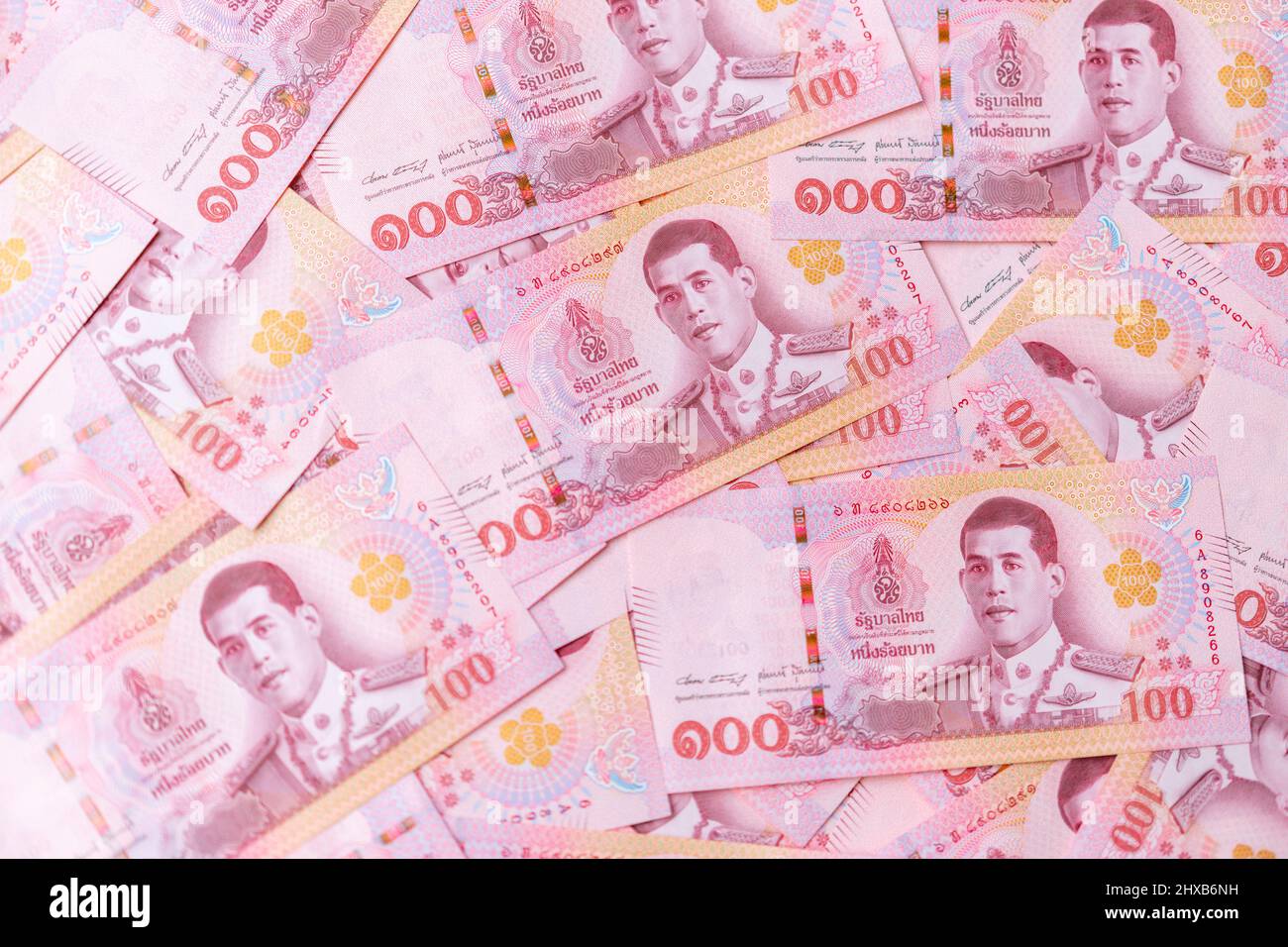 Banknotes of the Thailand 100 Baht (new design issued in 2018 Stock ...