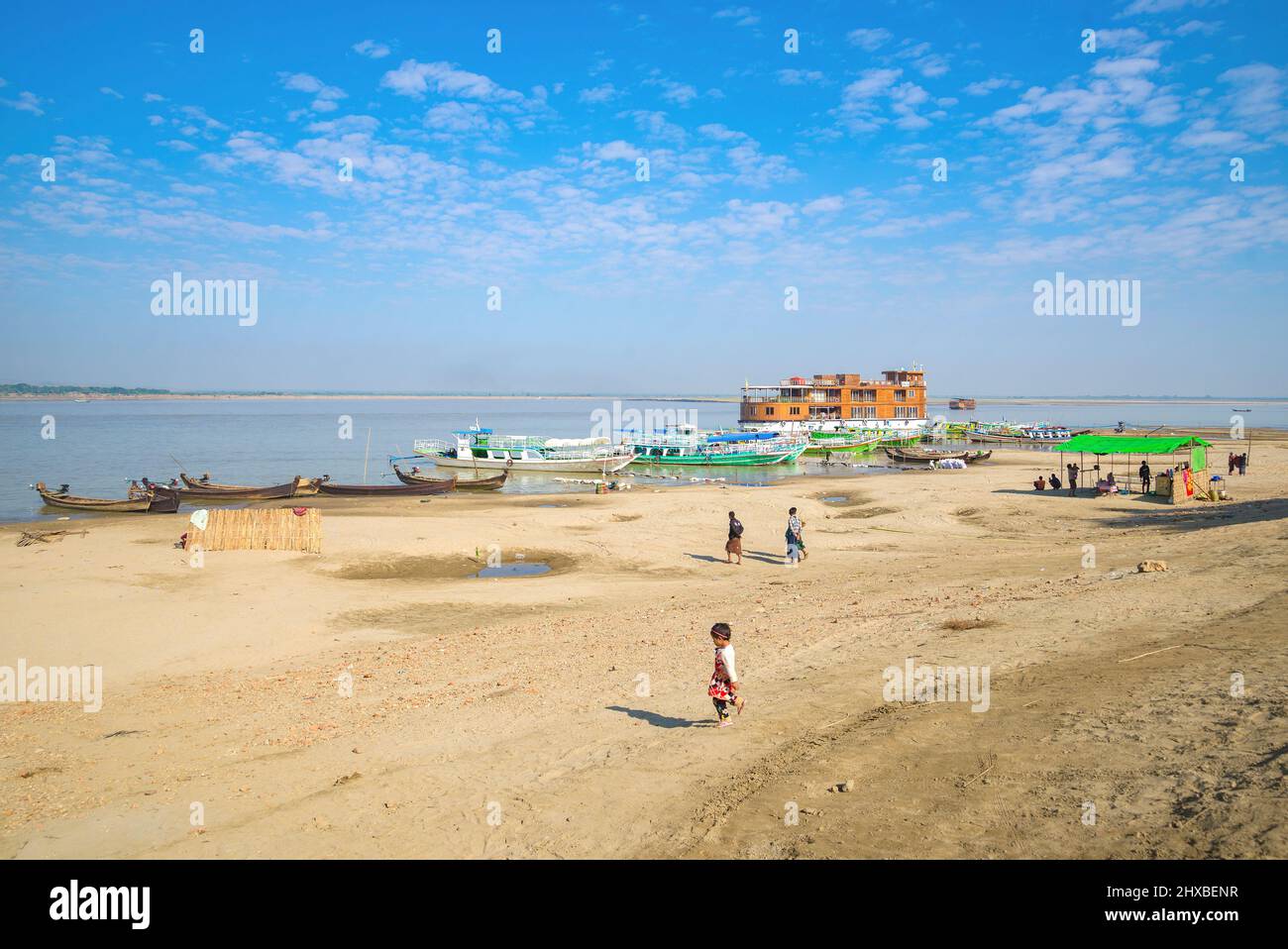 Eyawaddy hi-res stock photography and images - Alamy