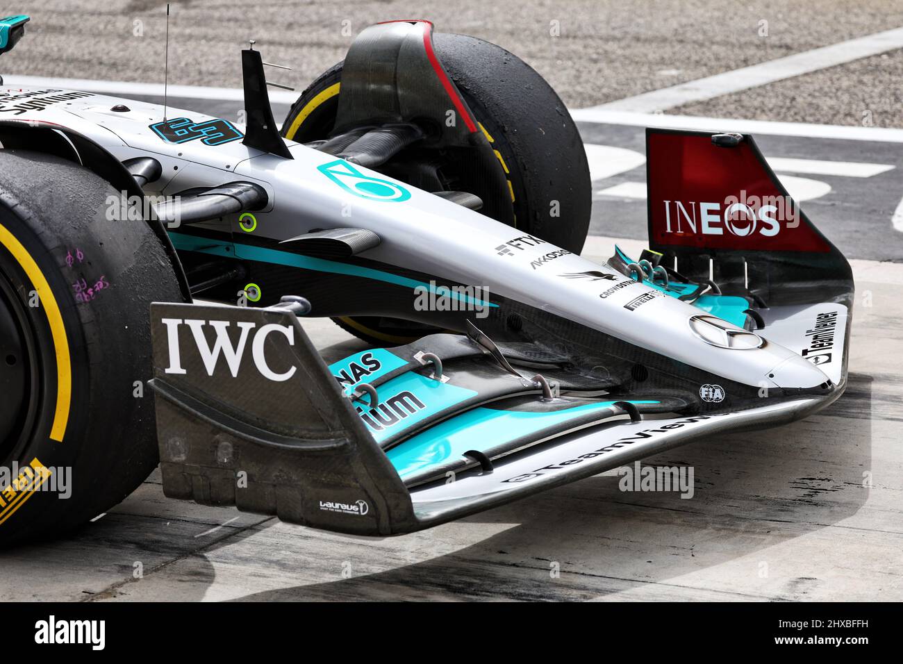 Mercedes f1 2022 front wing hi-res stock photography and images - Alamy
