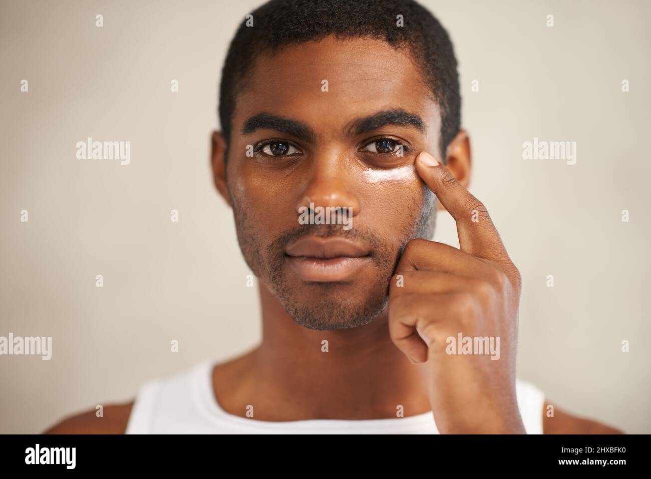 Cream vest hi-res stock photography and images - Alamy