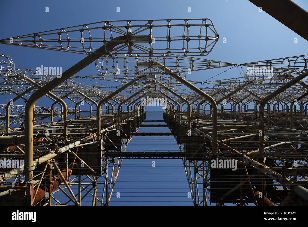 Duga radar array in ukraine hi-res stock photography and images - Alamy