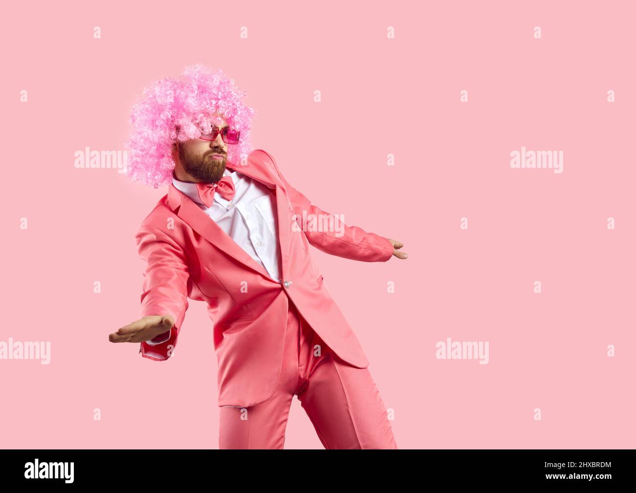 Funny man dance hi-res stock photography and images - Alamy