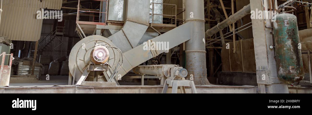 Factory with industrial equipment and facility complex Stock Photo - Alamy