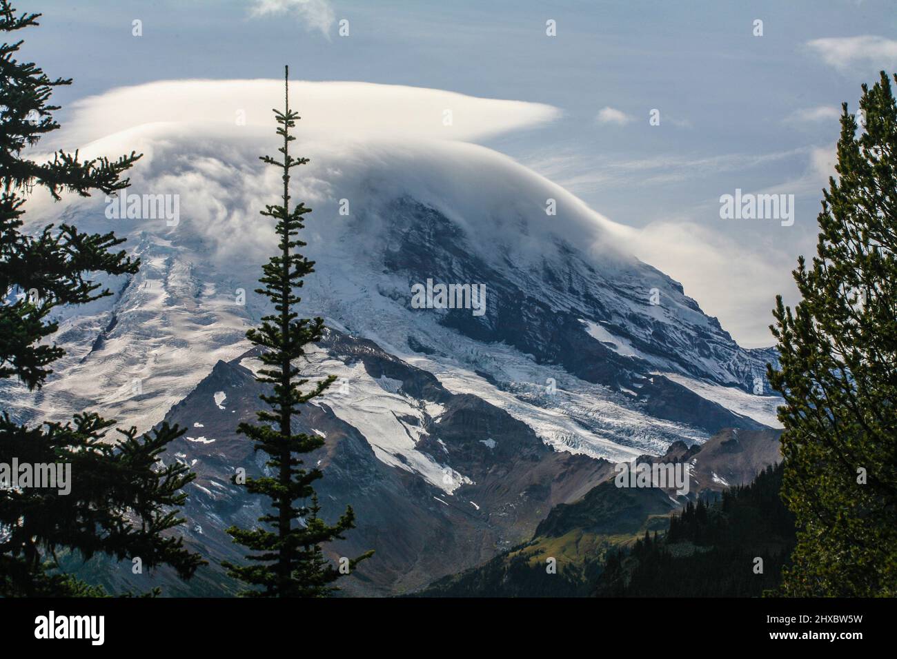 Mount Rainier in Washington State, USA Stock Photo - Alamy