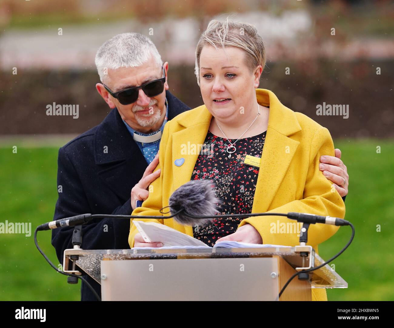 Nhs oncology nurse hi-res stock photography and images - Alamy