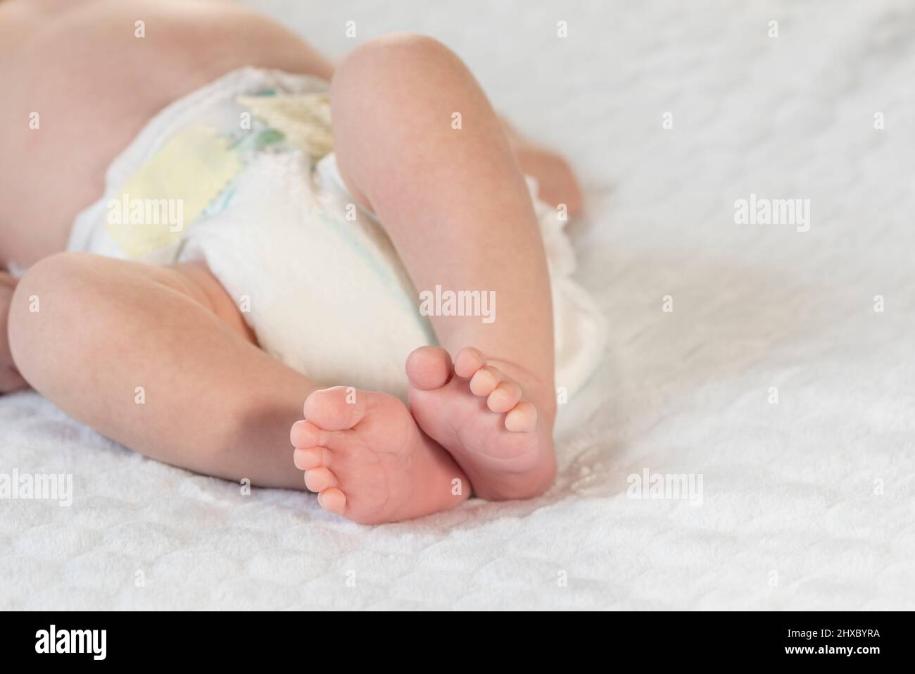 Focus small toes hi-res stock photography and images - Alamy