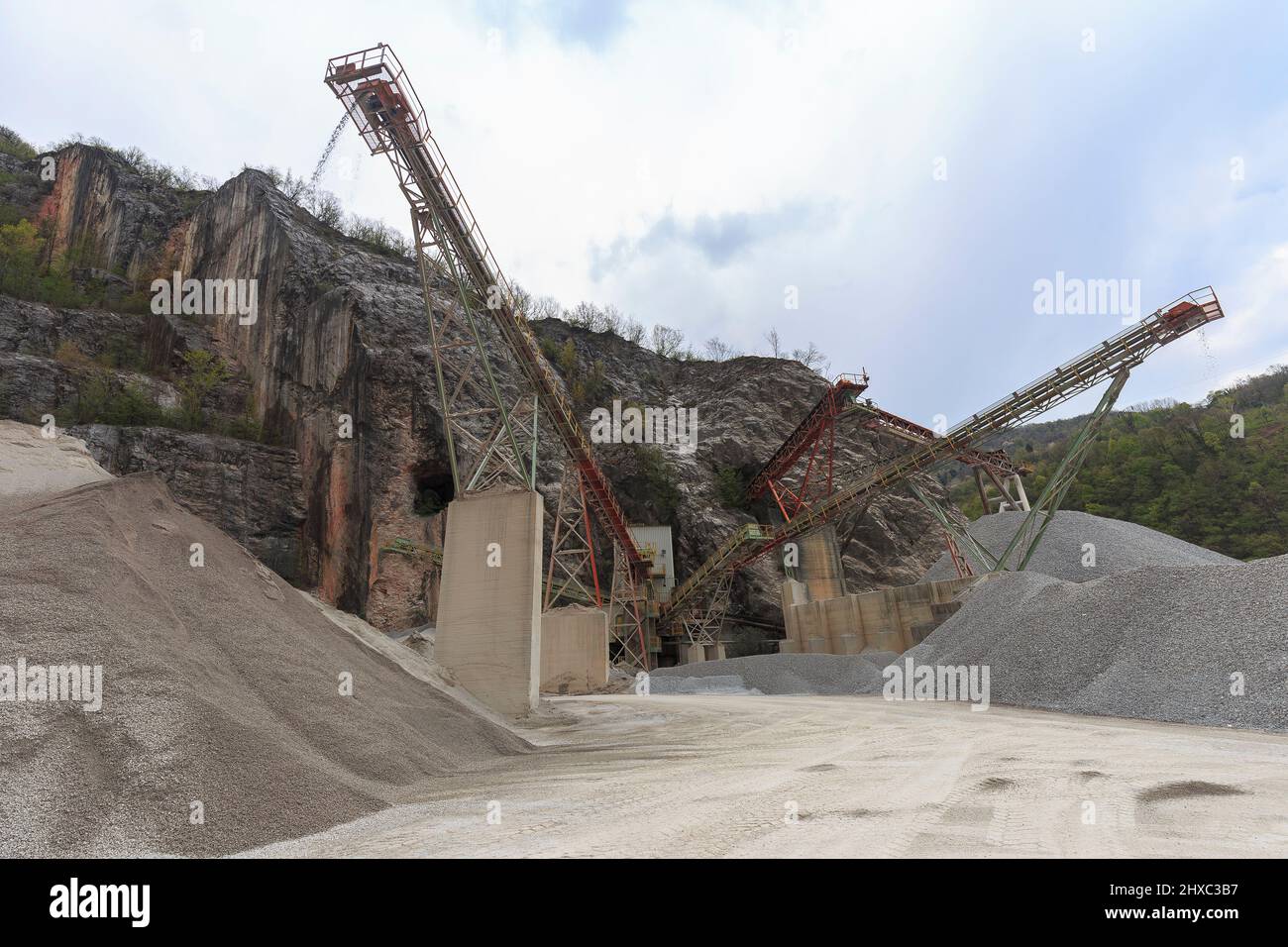 Excavating a cave hi-res stock photography and images - Alamy