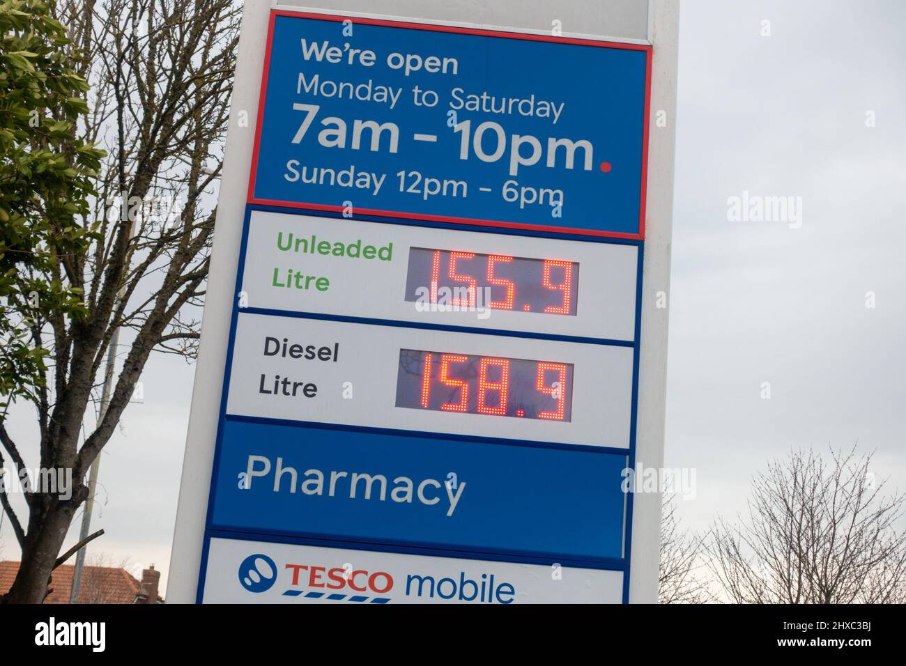 Cheapest petrol hi-res stock photography and images - Alamy