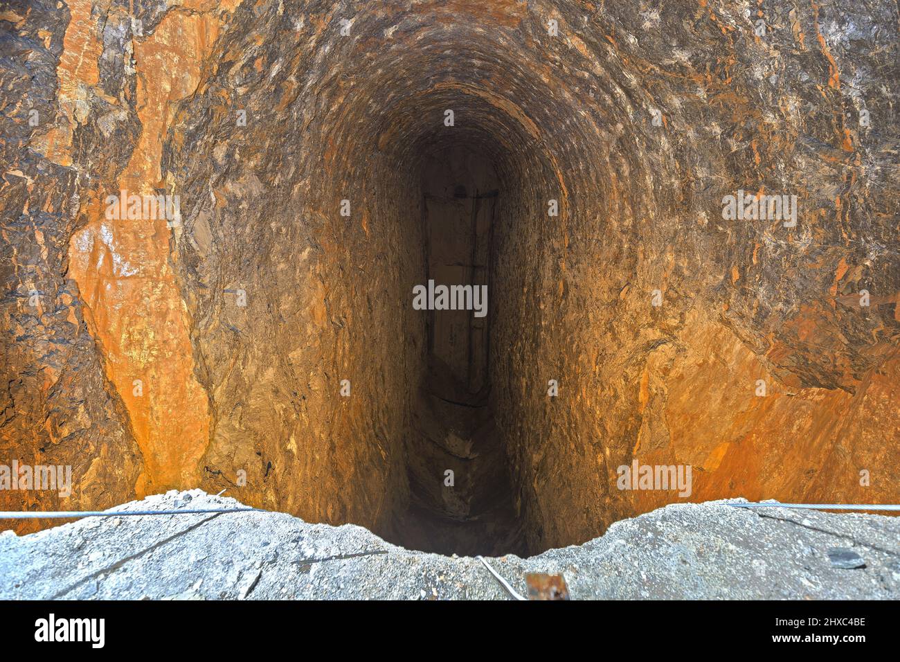 Excavating a cave hi-res stock photography and images - Alamy