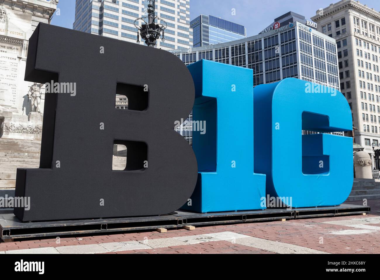 Fighting illini logo hi-res stock photography and images - Alamy