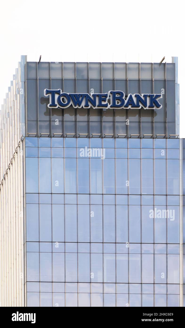 TowneBank building in downtown Richmond Virginia Stock Photo - Alamy