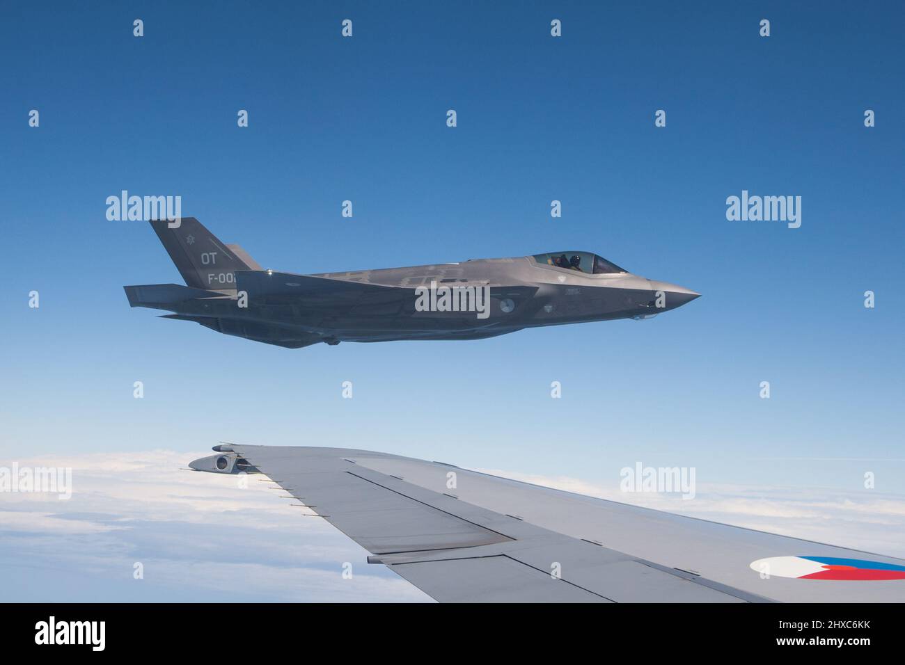 Dutch F-35 Lightning 2 aircraft, Royal Dutch Air Force Stock Photo - Alamy