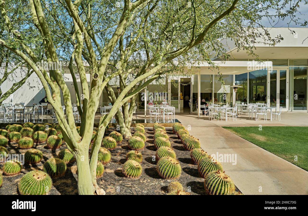 Sunnylands estate. Sunnylands emerged onto the world stage when the ...