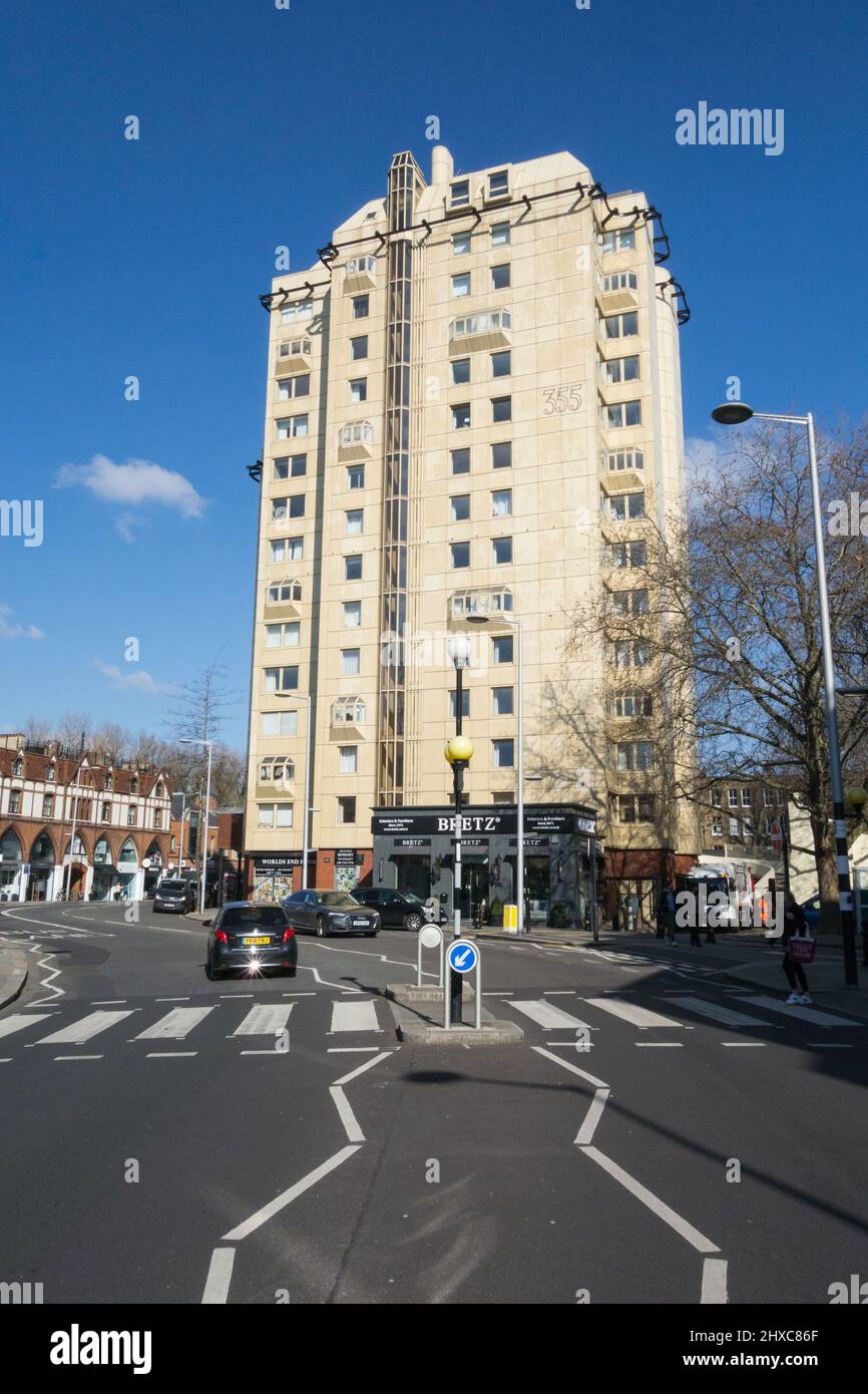 The Moravian Tower is a 15-story high-rise at 355 Kings Road, Chelsea ...