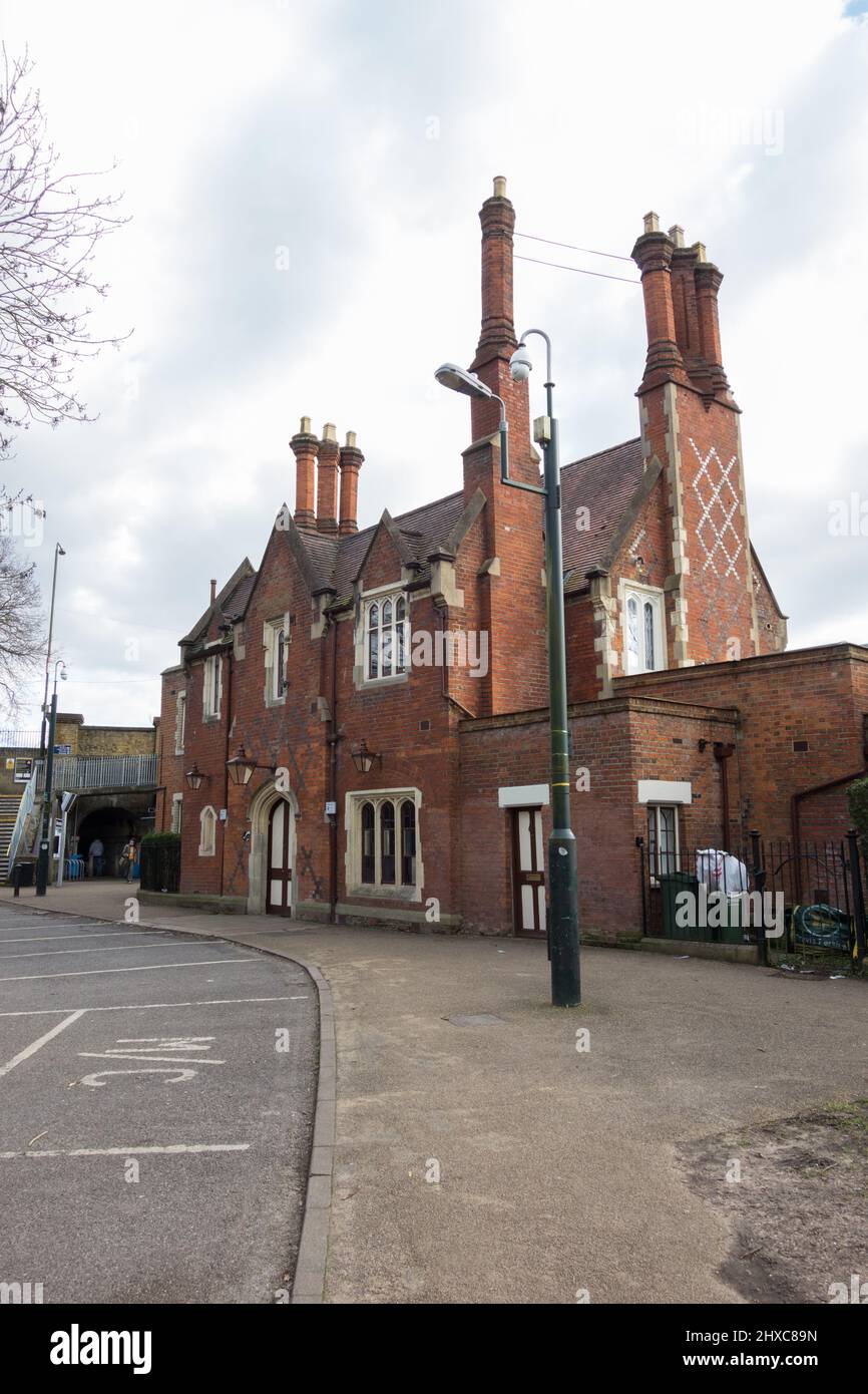 West london rail station hi-res stock photography and images - Alamy