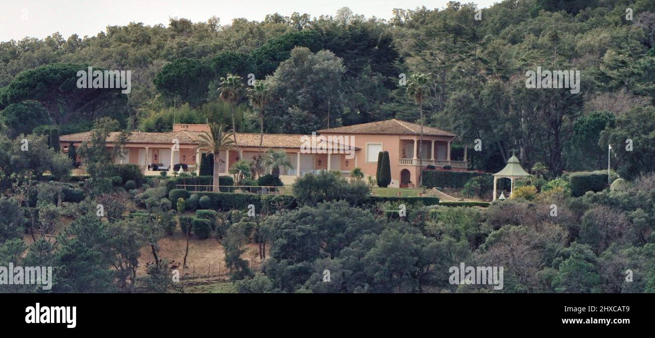 Russian oligarch hi-res stock photography and images - Alamy