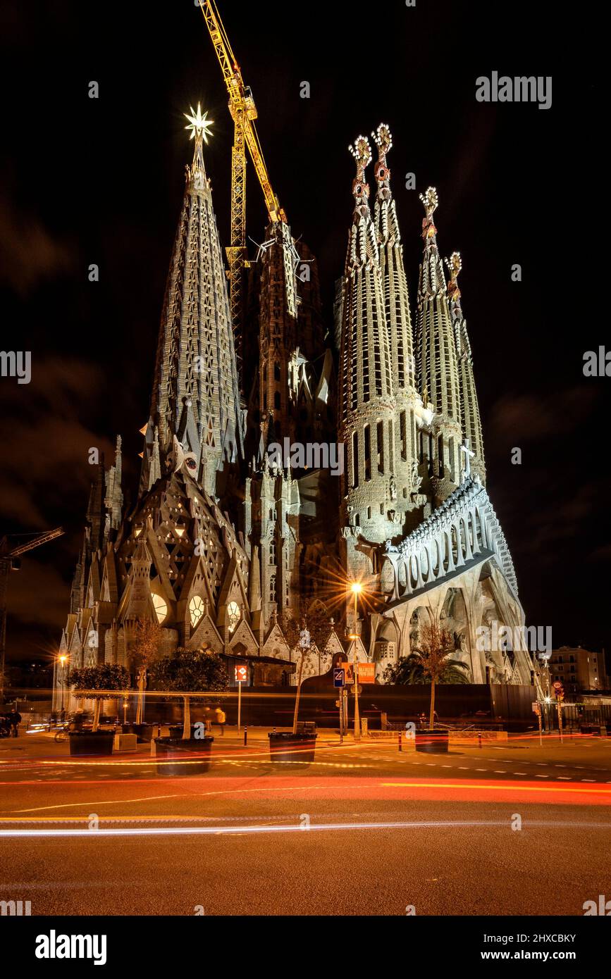 Virgin mary tower sagrada familia hi-res stock photography and images ...