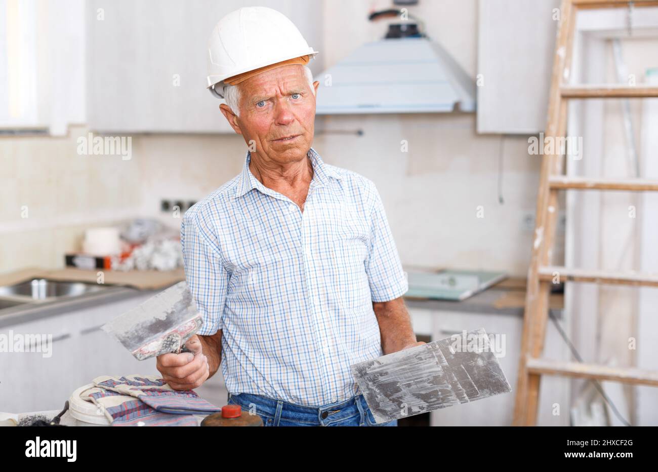 Taskmaster house hi-res stock photography and images - Alamy