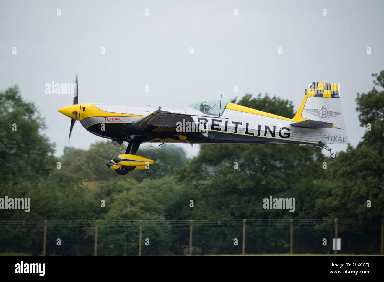 Extra Flugzeugbau EA300 Stock Photo - Alamy