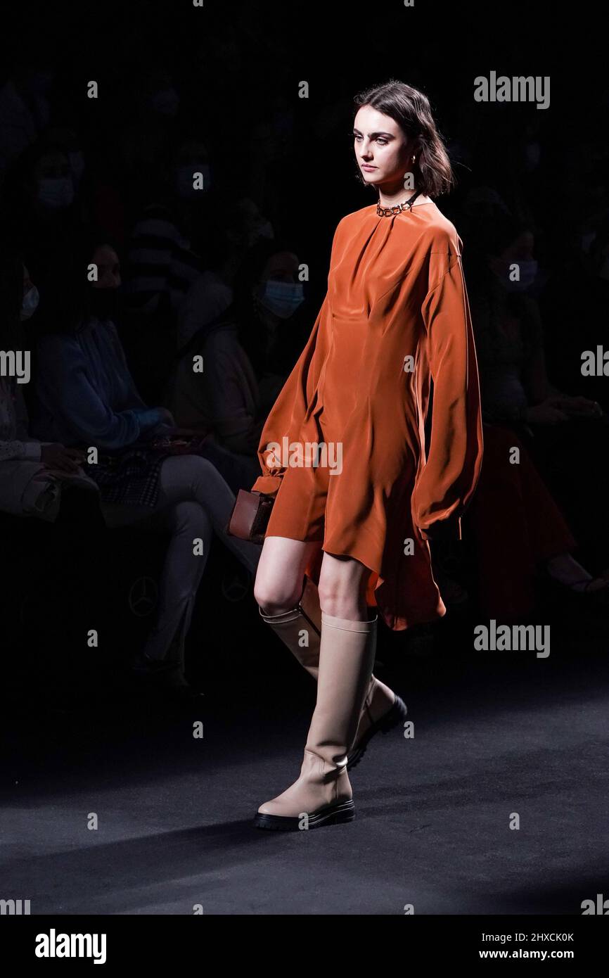 Madrid, Spain. 11th Mar, 2022. A model walks the runway at the Roberto ...