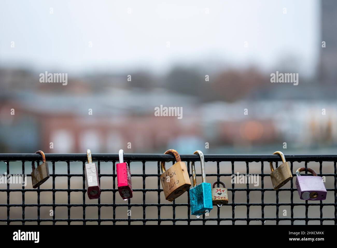 Proof of love declaration of love hi-res stock photography and images ...