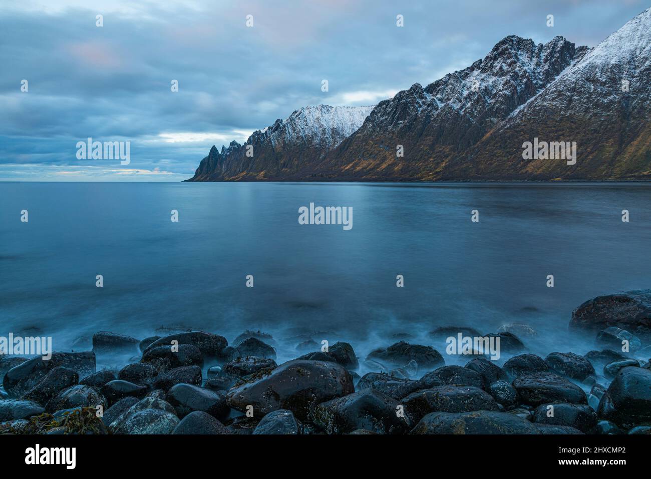 Arctic exposure hi-res stock photography and images - Alamy