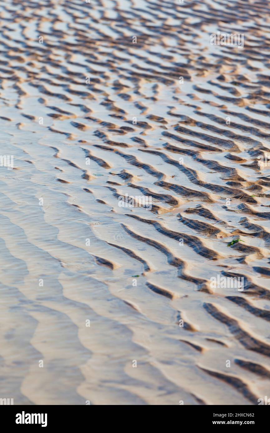 Tidal structures hi-res stock photography and images - Alamy