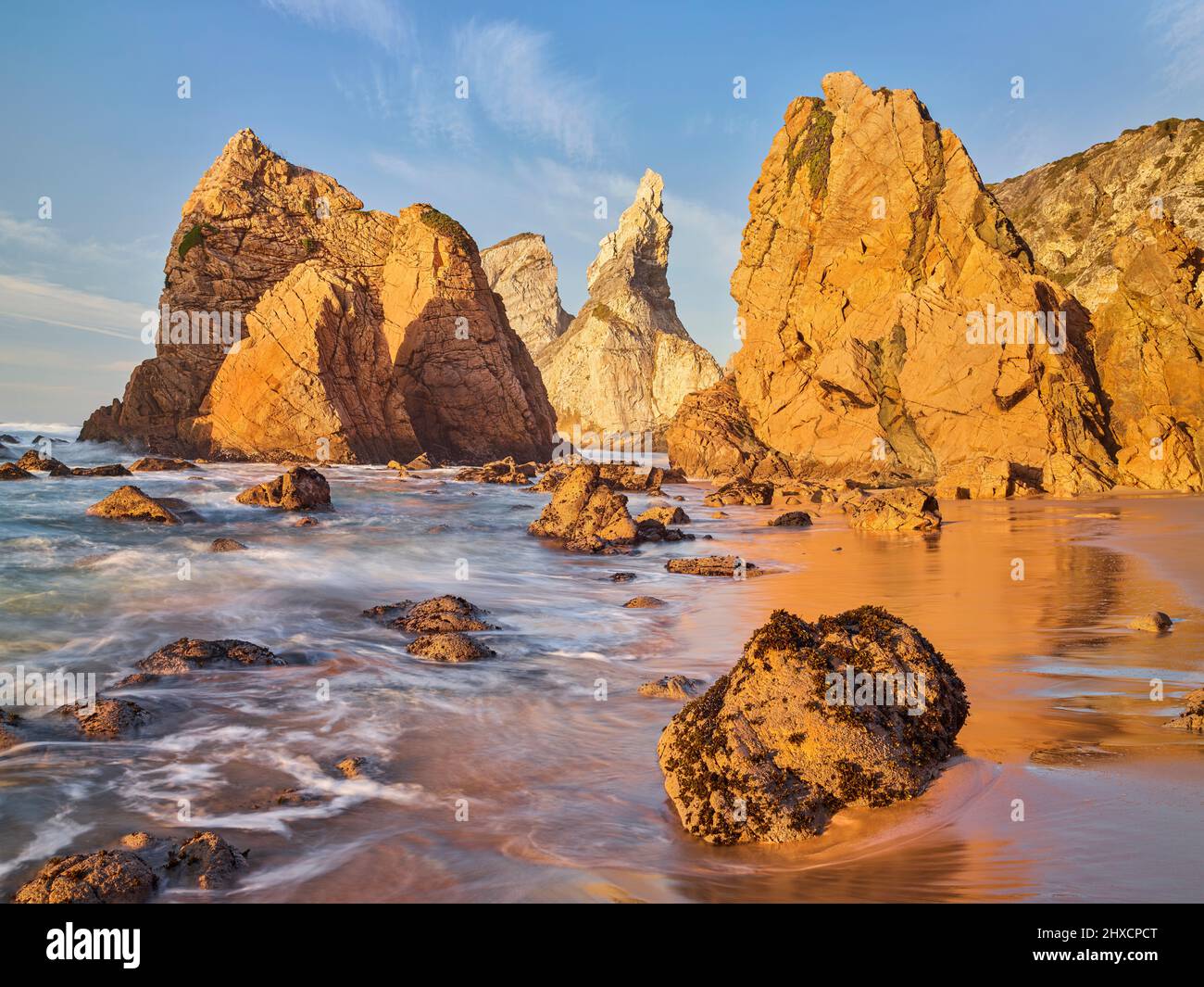 Praia da ursa, portugal hi-res stock photography and images - Alamy
