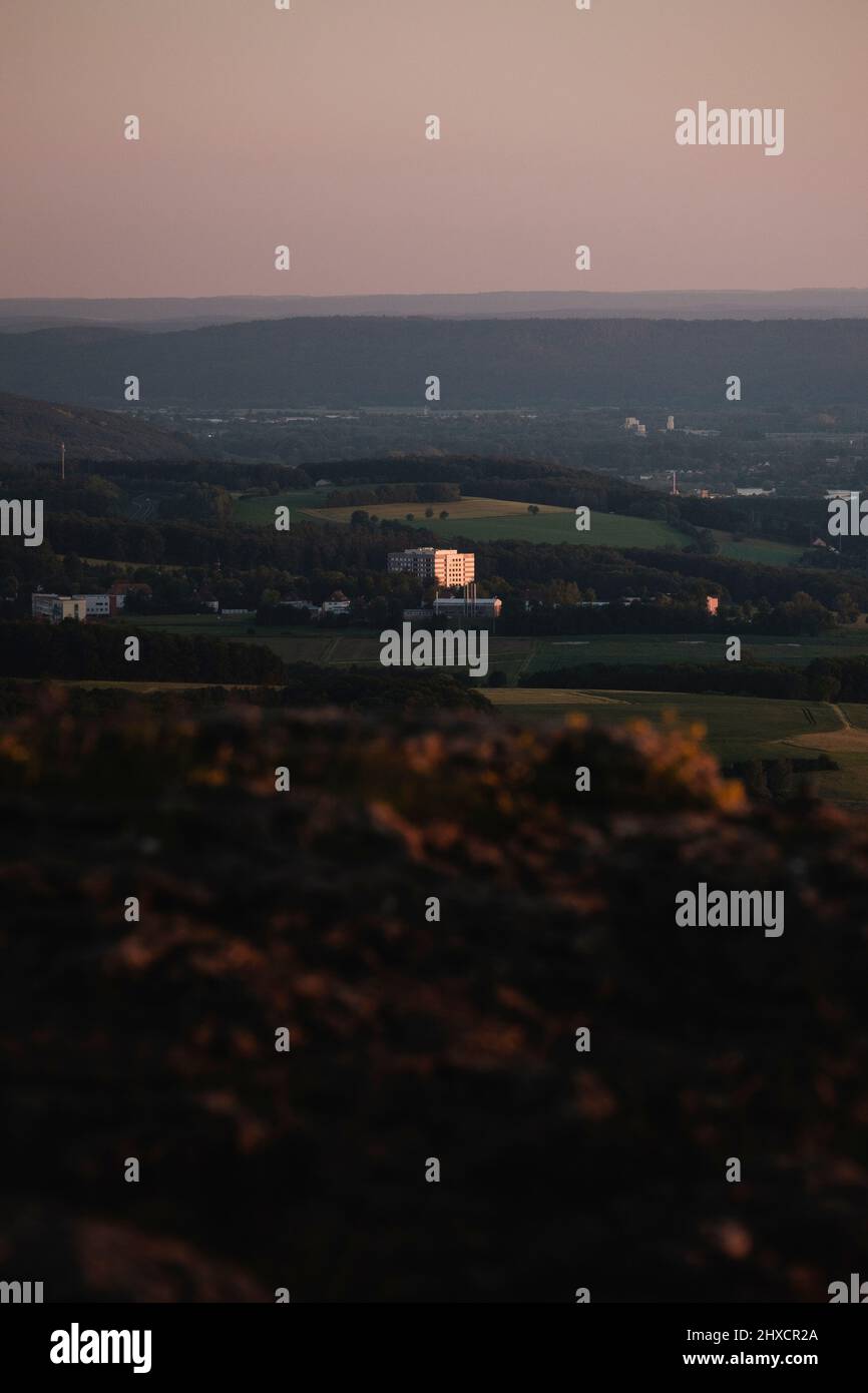 House distant hi-res stock photography and images - Alamy