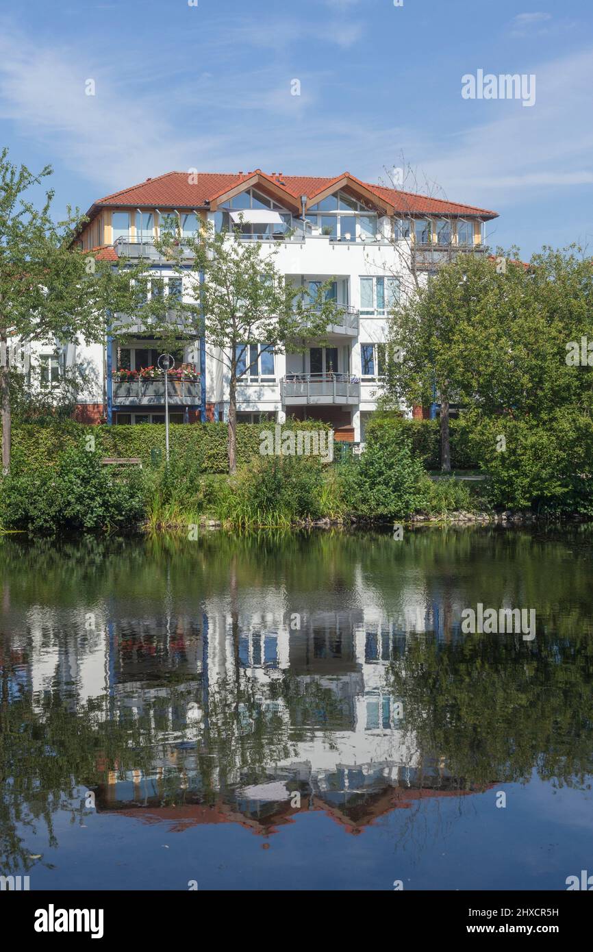 Modern residential buildings at Weidedammfleet, Bremen-Findorff, Bremen ...