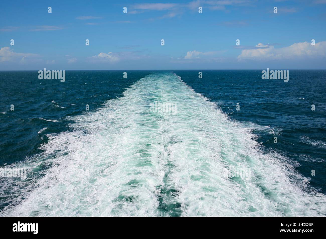 Wake Wave Ferry Atlantic Ocean Stock Photo - Alamy