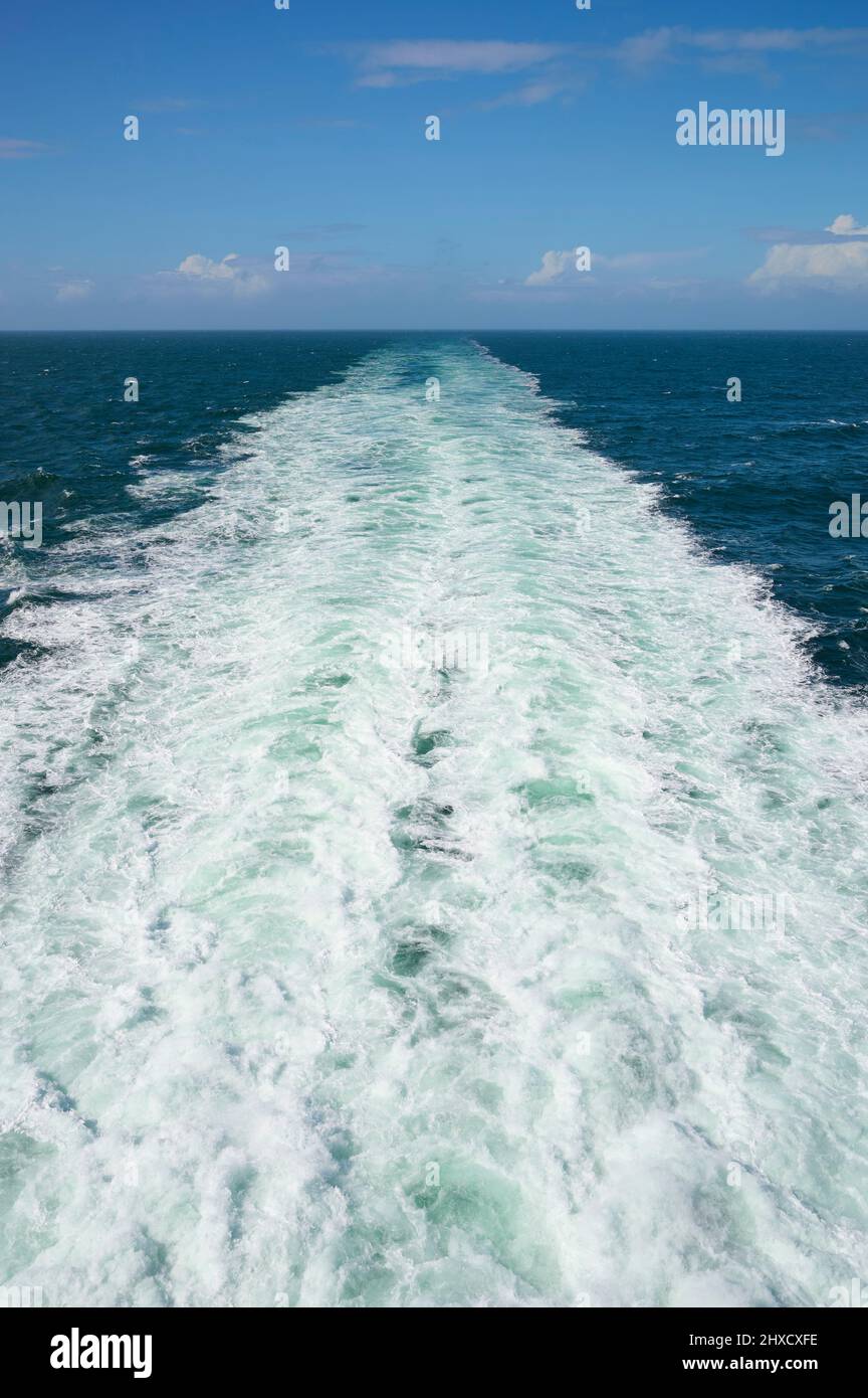 Wake Wave Ferry Atlantic Ocean Stock Photo - Alamy