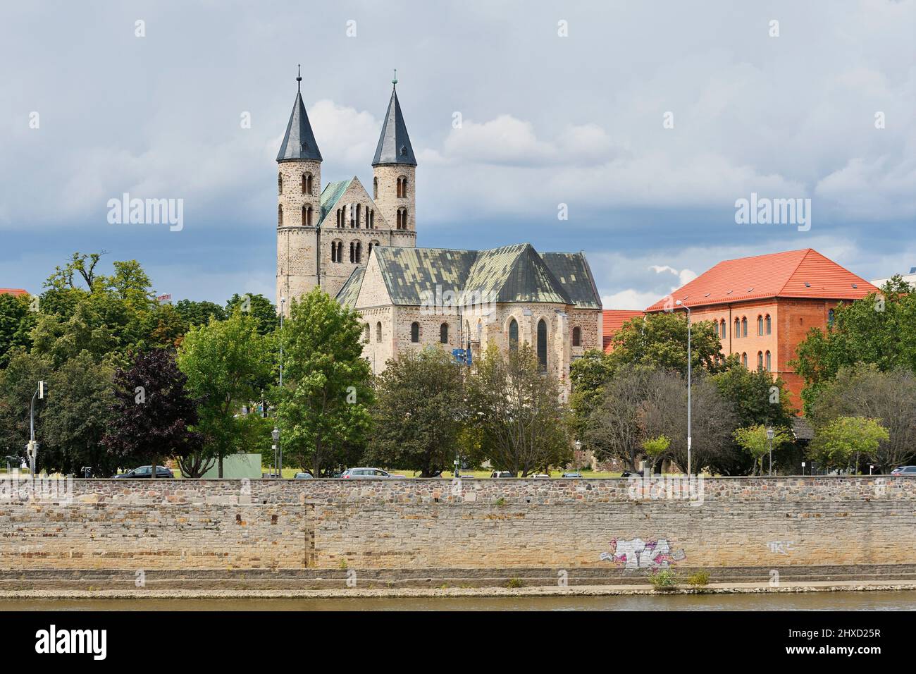 Magdeburg church hi-res stock photography and images - Alamy