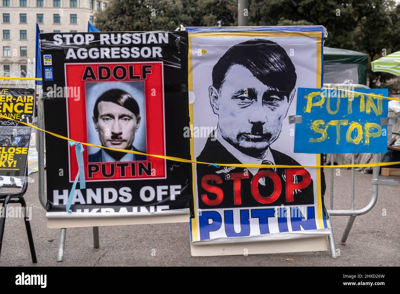 Vladimir putin adolf hitler hi-res stock photography and images - Alamy